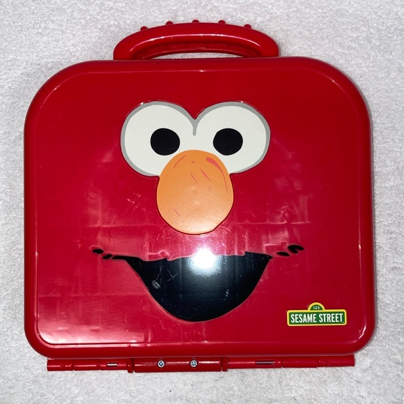 Hasbro | Toys | Hasbro Sesame Street Elmos On The Go Alphabet Letters ...